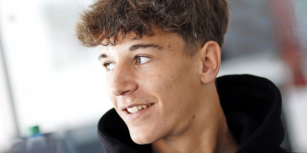 Hildesheimer Fußballer büffelt in Dortmund Latein und verstärkt die ...