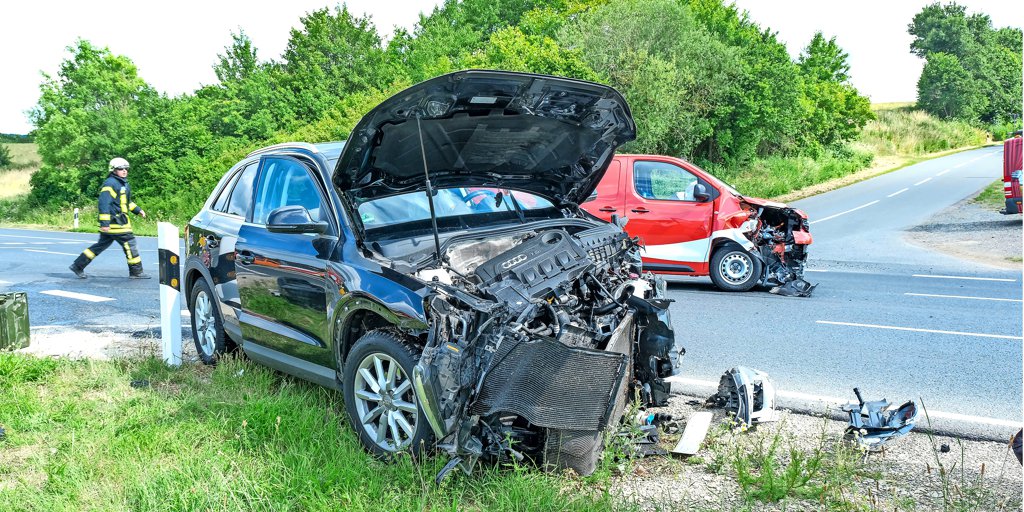 Zwei Verletzte nach Unfall auf B 6 bei Heersum
