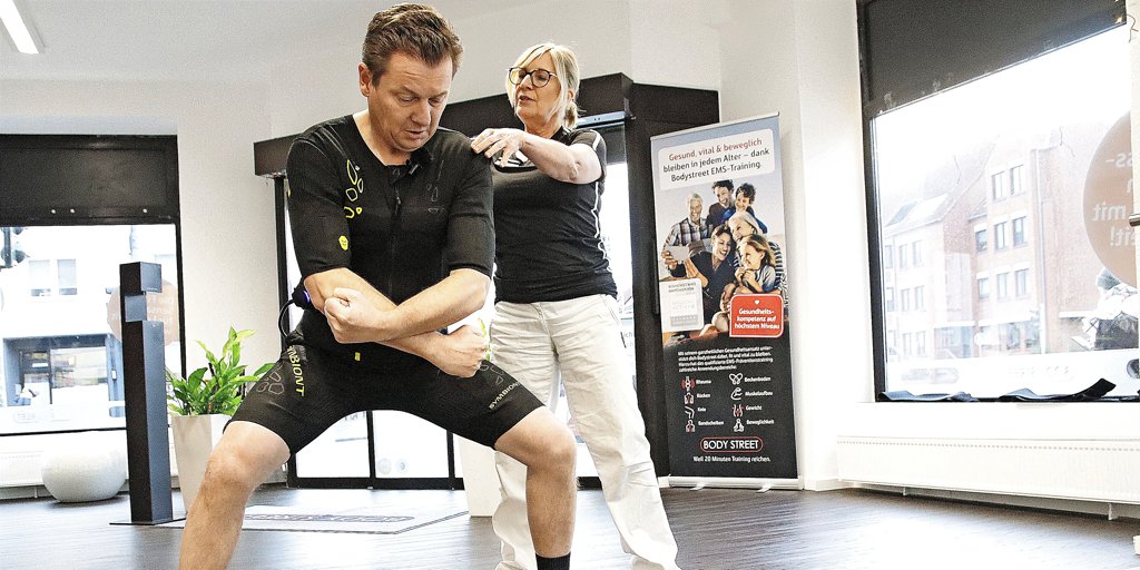 Mit Strom statt Hanteln: Sportredakteur Lars Lippert probiert in ...