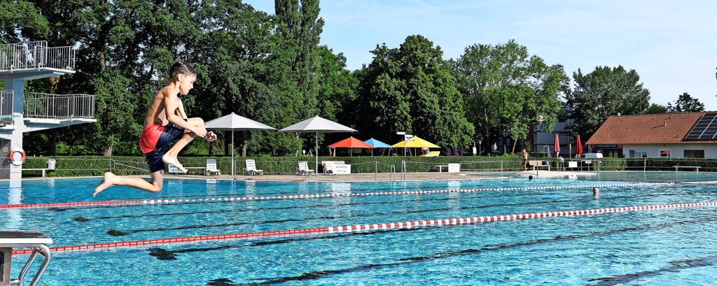 An diesem Tag soll in Sarstedt die Freibadsaison starten