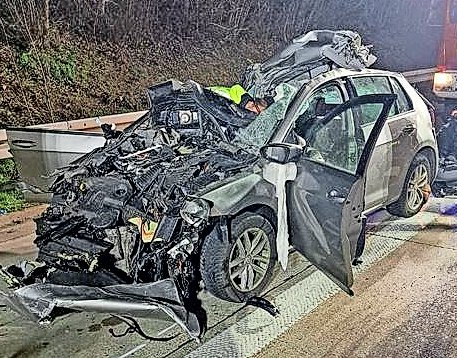 Zwei Menschen sterben bei Unfall auf der Autobahn 7