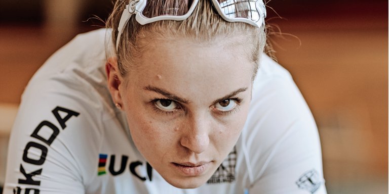 Auch eine Emma Hinze darf Schwächen zeigen