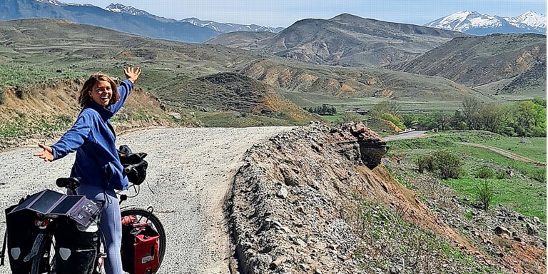Giesenerin Leoni Kolberg durchquert mit dem Rad die halbe Welt – mehr als 9000 Kilometer hat sie ...